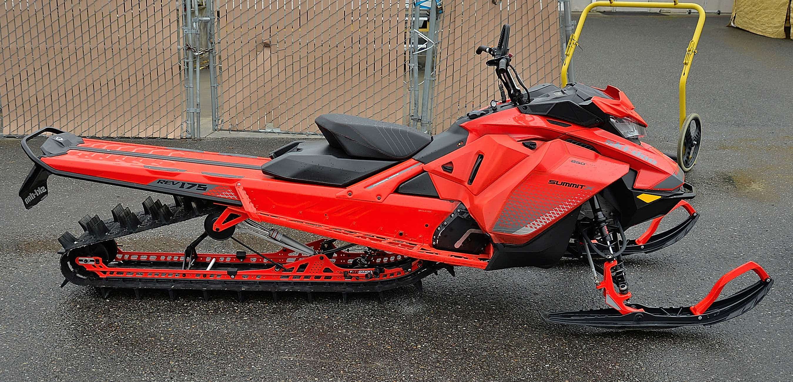 2019 Ski-Doo Summit X 850 E-TEC